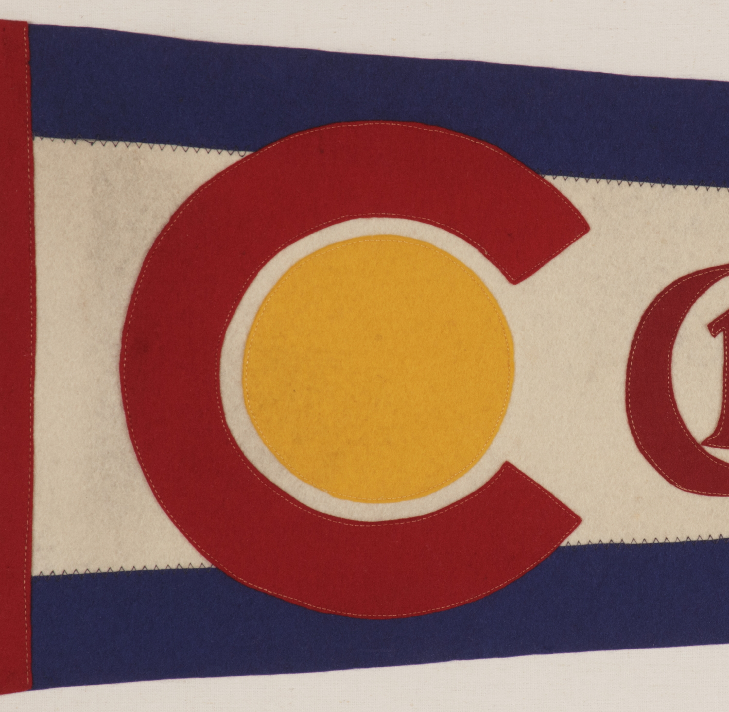 COLORADO PENNANT IN THE FORM OF THE COLORADO STATE FLAG, MADE IN DENVER ...